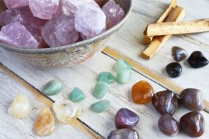 Rose Quartz: Meaning, Properties, Benefits You Should Know