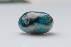 Chrysocolla: Meaning, Properties, and Benefits You Should Know