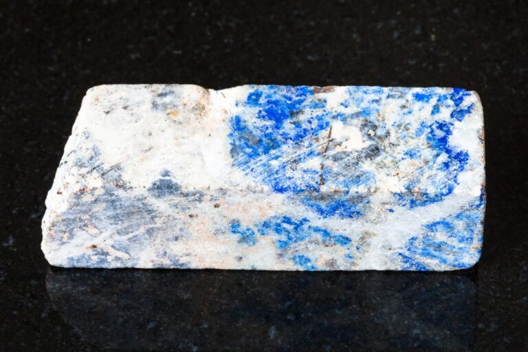 Lazurite: Meaning, Properties, and Benefits You Should Know