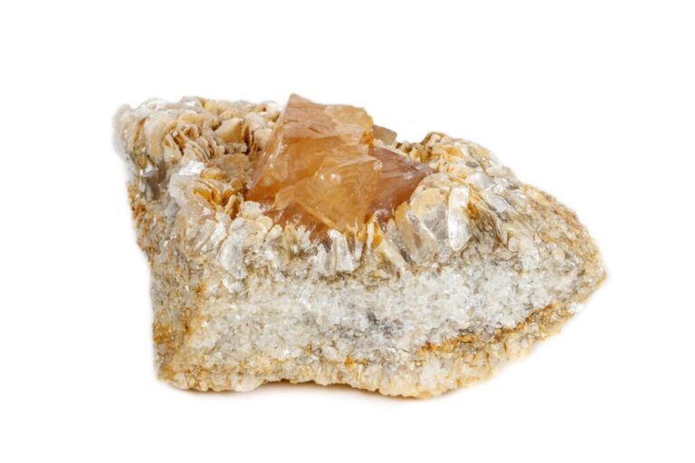 Scheelite: Meaning, Properties, and Benefits You Should Know