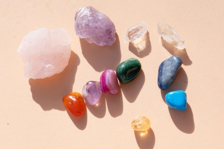 How to Tell the Difference Between Lab-Made and Natural Gems