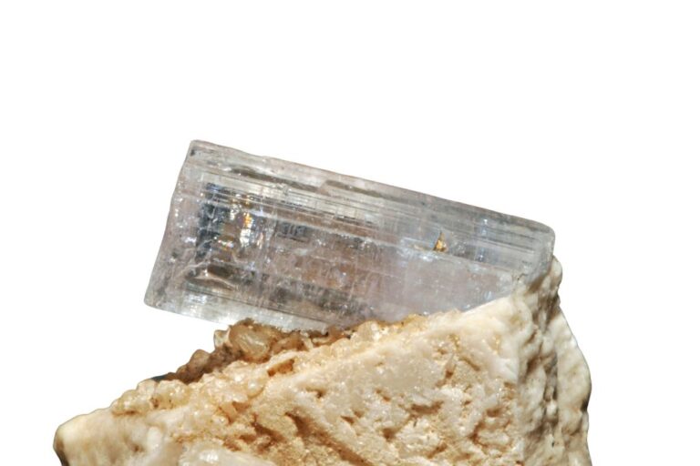 Achroite: Meaning, Properties, and Benefits You Should Know