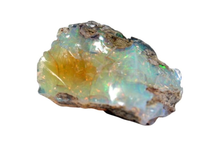 Rockhounding Destinations in South Dakota for 13 Gemstones.